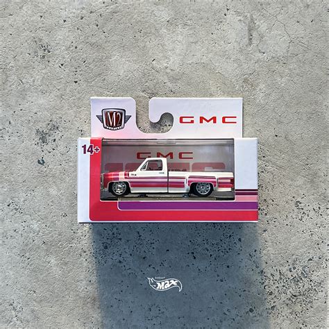 M2 Machines Sema Show 2024 Exclusive 1976 Gmc Sierra Grande 3500 Dually