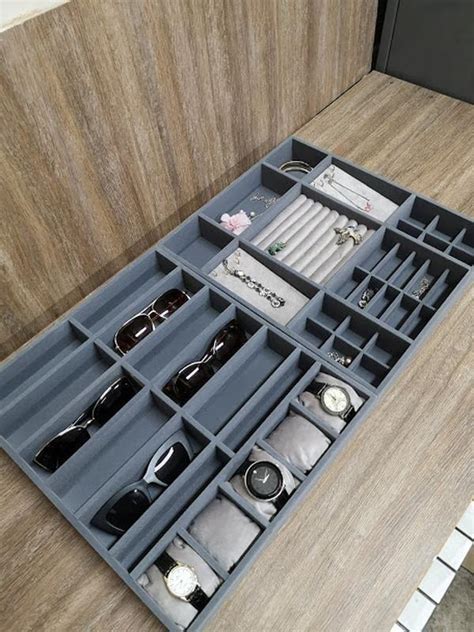 Вкладиші для прикрас — ціна 4000 грн у каталозі Комоди Купити товари