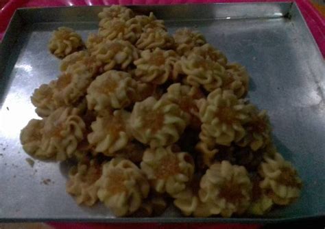 Resep Kue Kering Aster Sederhana Tanpa Rombuter Oleh Siti Suada Cookpad