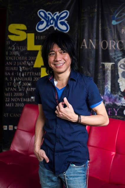 √ Biodata Abdee Negara Izbio