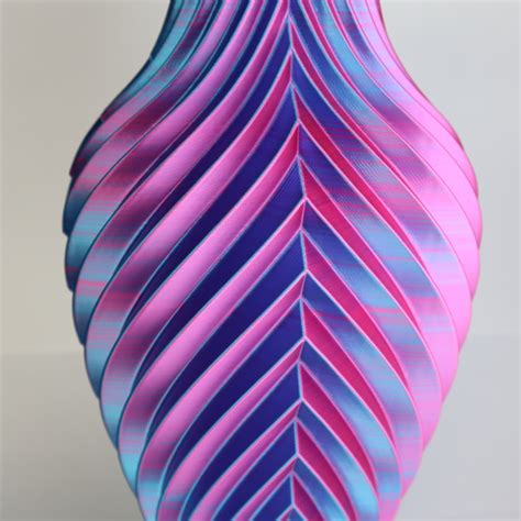 3d Print Of Chromatic Vase By Malko131