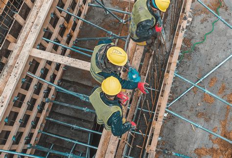 კოლოსი უძრავი ქონების დეველოპერი ბათუმში საქართველო მშენებლობა გრძელდება