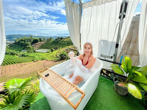 ที่พักเชียงใหม่ ฟรีหมูกระทะ มีอ่างอาบน้ำติดวิวภูเขา บรรยากาศดีมาก ภูแสงเทียน โฮมสเตย์ Tripth