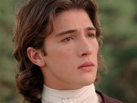 La Historia De Julen Katzy De Estrella En “valle Salvaje” A Mozo En La