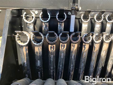 2015 John Deere Triangle Tool Box W Tools Agriculture Bigiron