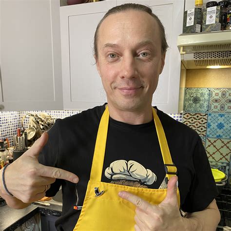 Значок металлический Перо совы от бренда Перо Совы, купить