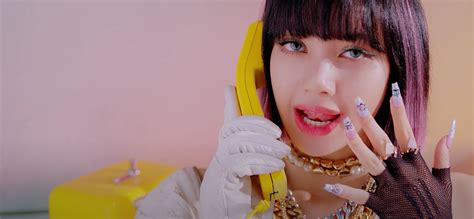 BLACKPINK And Selena Gomezs Ice Cream Best Fashion And Beauty Looks Teen Vogue