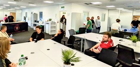 Onecuraleaf Laura Devlin