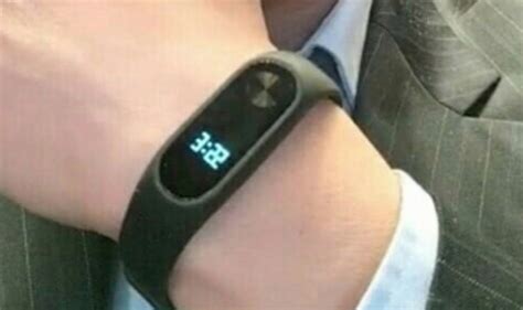 Xiaomi Une Smartwatch En Plus Du Mi Band 2 Meilleur Mobile