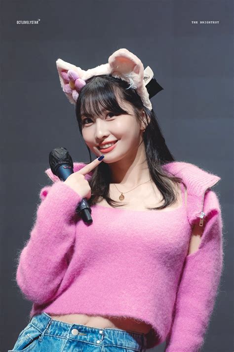 Cute Momo Rmomo