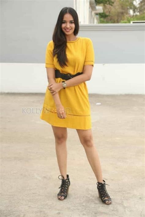 Telugu Actress Poojitha Stills 31 130336 Kollywood Zone