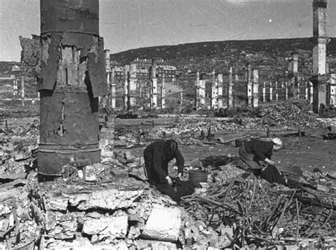 От Мурманска до Берлина: фотограф войны Евгений Халдей