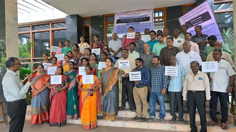 Puducherry Technological University Teachers Stage Protest The Hindu