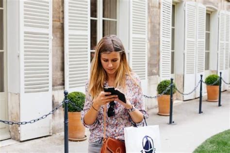 Minimalism Vs Maximalism Differences Similarities And Use Cases