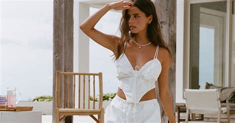 Зручніші за джинсові шорти штани які стали головним трендом літа 2023 року