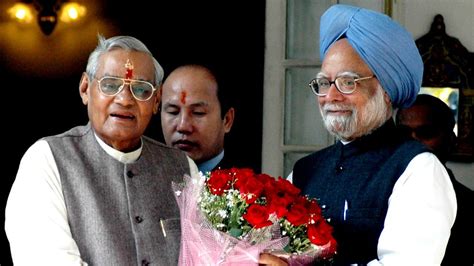 जब परमाणु समझौते को लेकर मनमोहन सिंह ने अपनी सरकार दांव पर लगा दी अटल जी ने बचाई थी सरकार