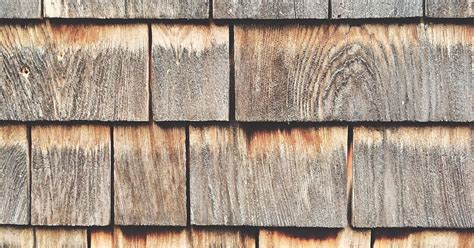What Is The Difference Between Cedar Shakes And Shingles