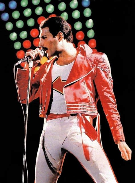 2g Freddie Mercury On Stage The 80s ВКонтакте Moglie