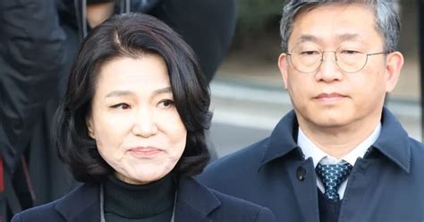 경찰 이진숙 방통위원장 ‘대전mbc 법카 유용 의혹 수사