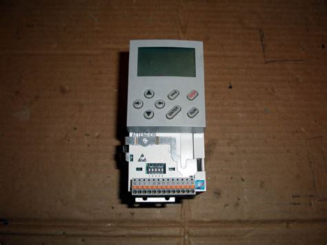 Frekventni pretvarač regulator LENZE 0 25kW