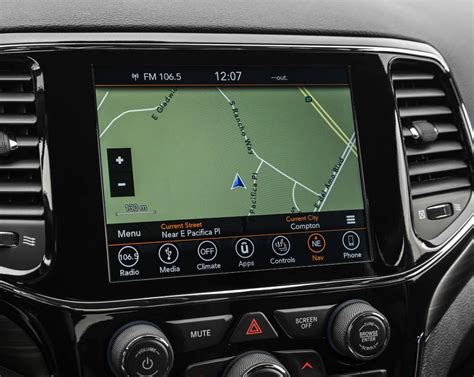 Jeep Grand Cherokee Uconnect 4c Nav 2016 2022 Con Pantalla De 8 4 Pulg