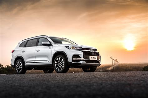 White Chery Tiggo 8 Suv At Sunset Hd Wallpaper Rare Gallery
