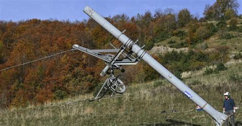 World Now 15년째 눈 안 와‥알프스마을 스키 리프트 철거