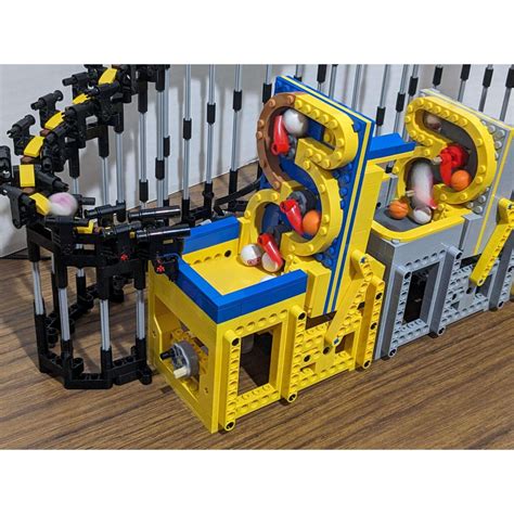 Lego Moc Serpentine 3 Gbc Remix Module With Shared Power By Andybell Rebrickable Build With Lego
