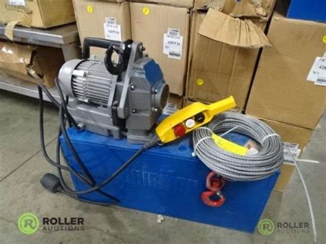 Tractel Tr Portable Motorized Wire Rope Winch Lb Capacity With Minifor Case Roller Auctions