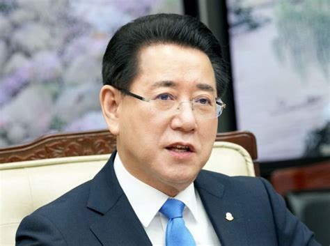 김영록 지사 직무수행 평가 1위 아시아경제