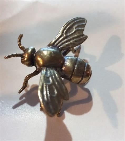 Фігурка статуетка сувенір комаха бджола метал латунь латунна обємна Id 1944845575 ціна 355