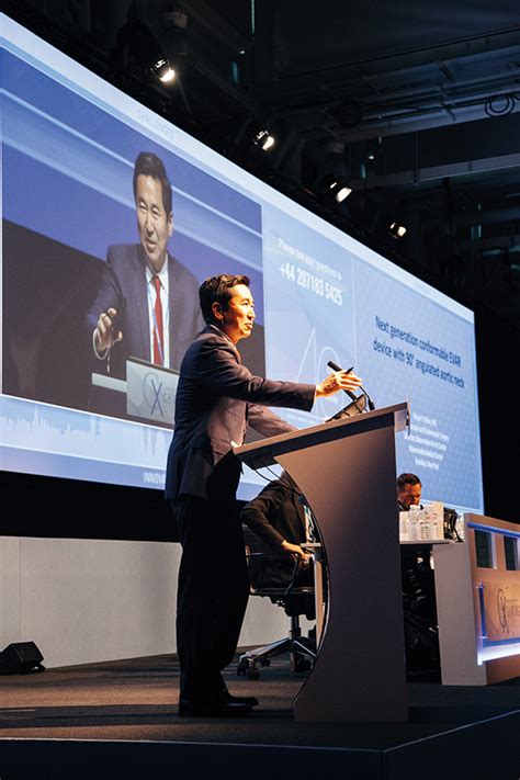 First Case Experience Presented With Next Generation Conformable Evar