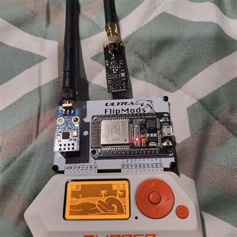 flipper zero esp32 nrf24l01 cc1101 wifi dev board ultra v1 with 3d