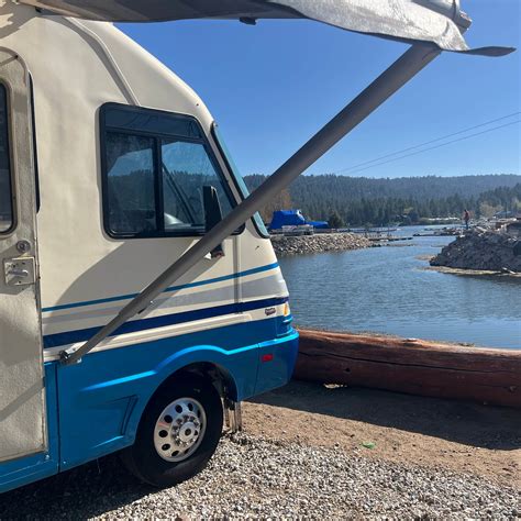 Holloways Marina And Rv Park Fawnskin California