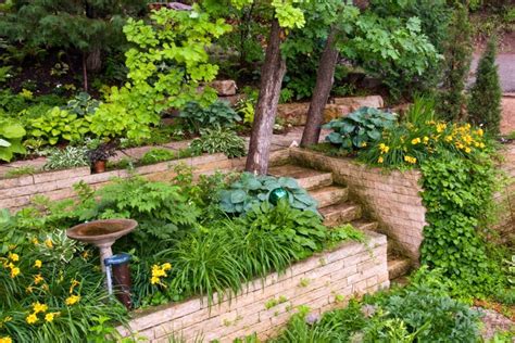 Retaining Wall Landscaping Ideas To Transform Your Space