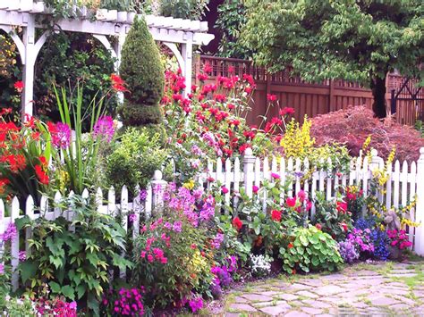 Cottage Garden Wallpapers Top Free Cottage Garden Backgrounds Wallpaperaccess