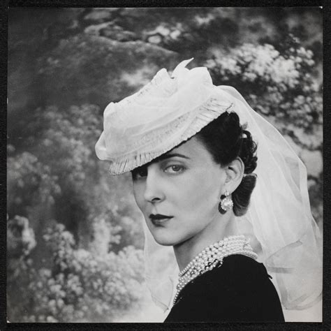 Cecil Beaton An Introduction · Vanda