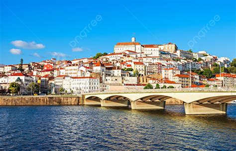 La Universidad De Coimbra Es Una Universidad En Coimbra Foto Fondos E