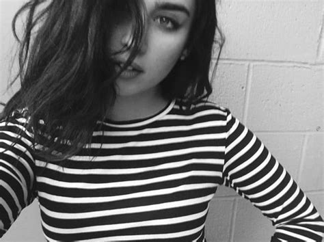 Lauren Jauregui Pictures