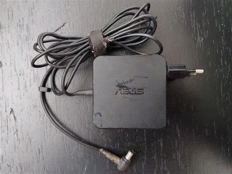 Asus Laptop AC Adaptor ADP 650W C Computers Tech Parts Accessories Cables Adaptors On