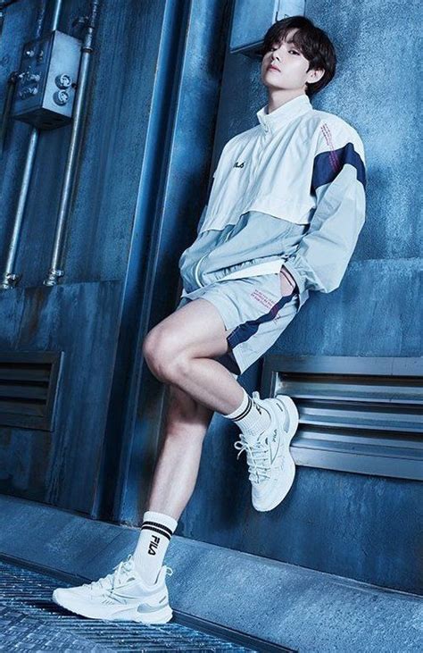 ฮมาวร on Twitter in 2021 Korean actors Taehyung photoshoot Kim taehyung