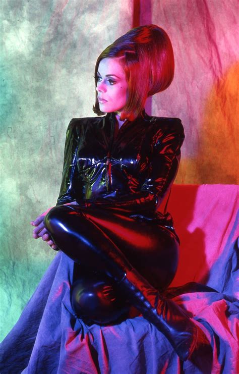 Dee Lite Shutter Noise