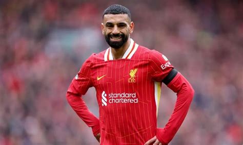 بعد تمديد العقد ليفربول مهدد بفقدان محمد صلاح 10 مباريات بطولات