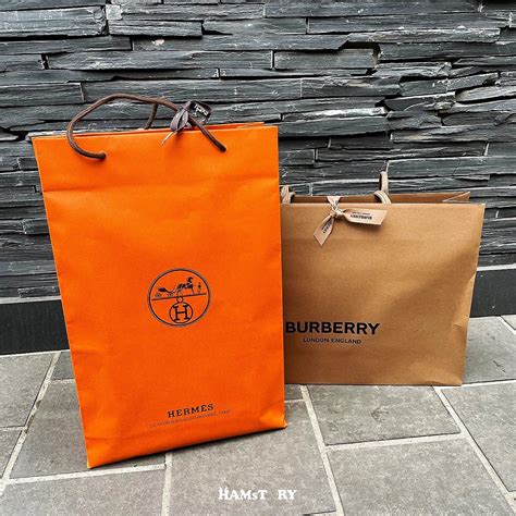 𝗛𝗔𝗠𝘀𝗧𝗢𝗥𝗬 On Twitter 배우님들과 스탭분들께는 장미를 김현진 배우님께는 개인선물도 함께 보내드렸습니다დ