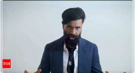 Paul Indian Origin Comedian Paul Chowdhry Was Attacked By Thugs In London Times Of India