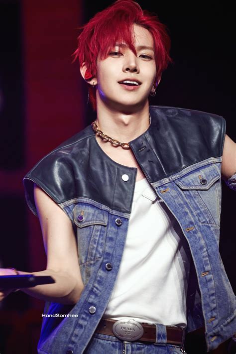 Pin By Sugarandspice On Enhypen Heeseung Red Hair Men Red Hair Lee Evans