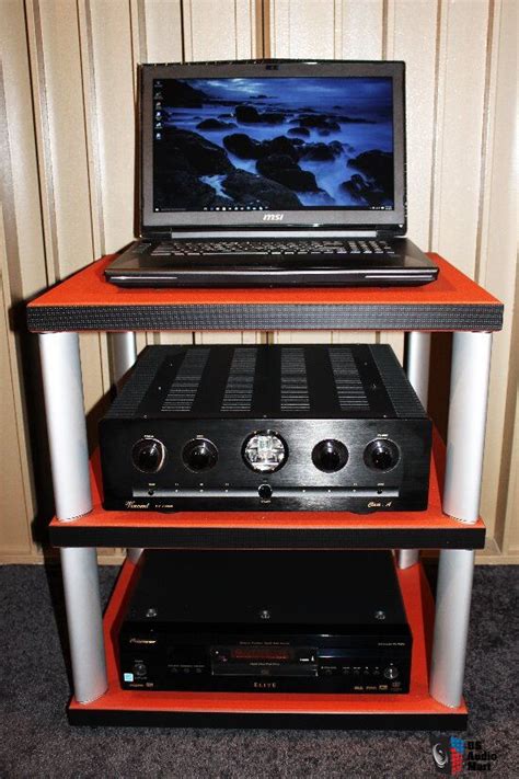Audiophile Vibration Control Metal Upright Equipment Rack Shelves Photo Canuck