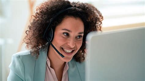 Smart Connect On Linkedin 8 Best Sales Engagement Tools And Platforms Pipedrive