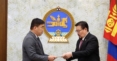 “Хянан шалгах түр хороо байгуулах тухай” Улсын Их Хурлын тогтоолын төслийг өргөн мэдүүлжээ