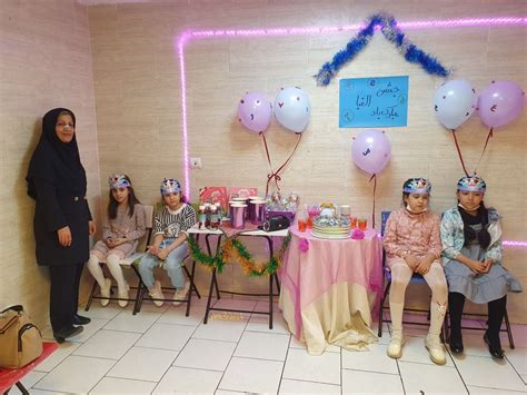 جشن پایان سال پیش دبستانی و دبستان دخترانه غیردولتی دختران ترنج